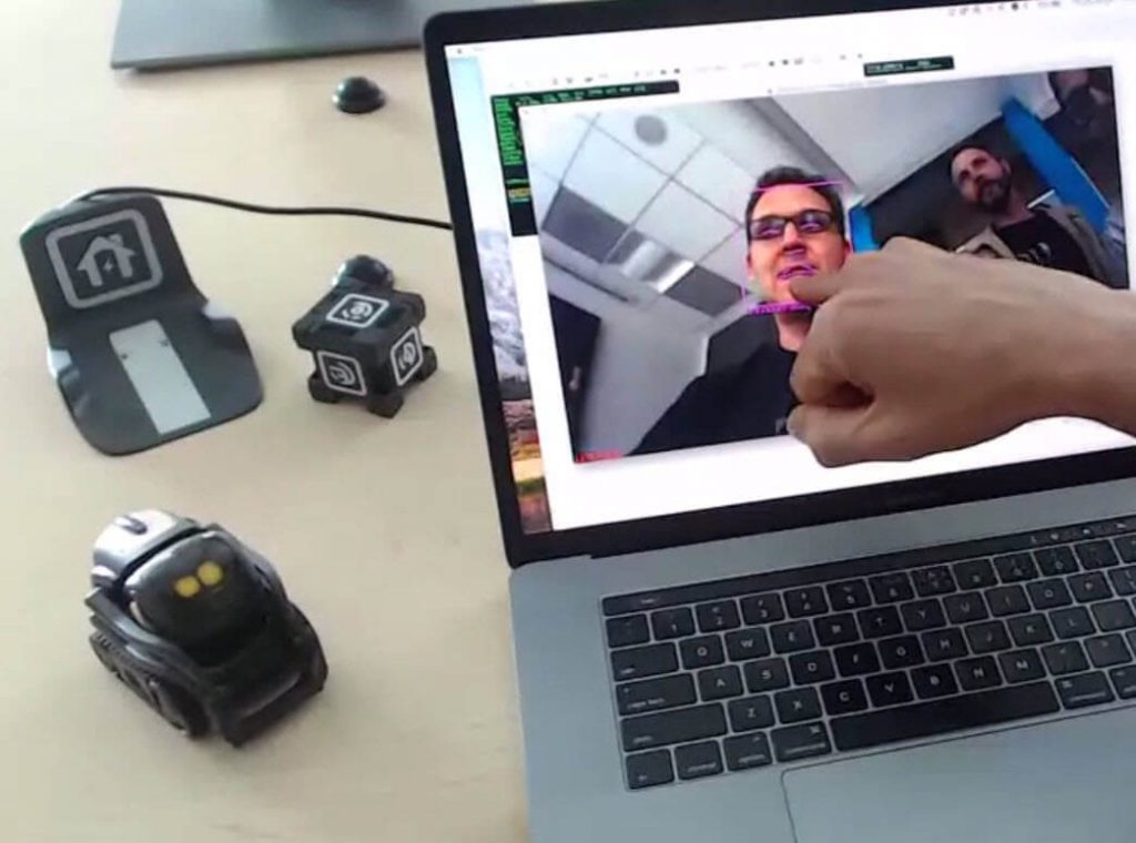 Anki Vector SDK in Python - The Hub Update Dec 11 - News, Specs | Kinvert Anki Vector SDK in Python - The Hub Update Dec 11 - News, Specs | Kinvert